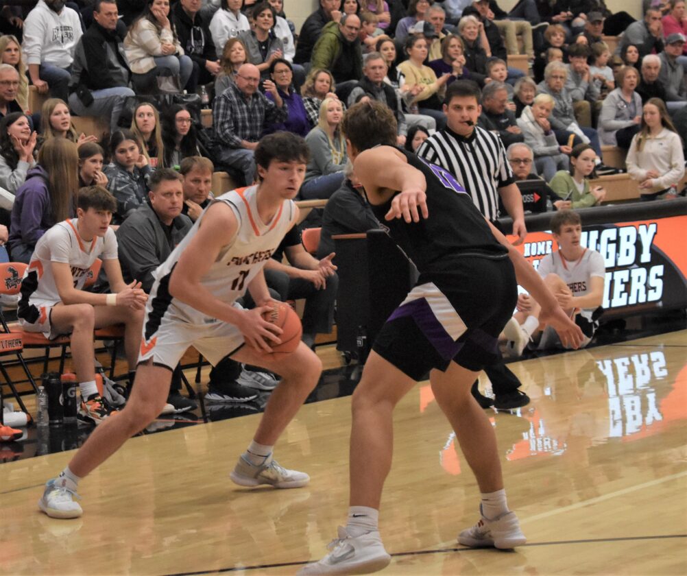 Panthers see 40-57 loss, 68-62 win in tough basketball games | News ...